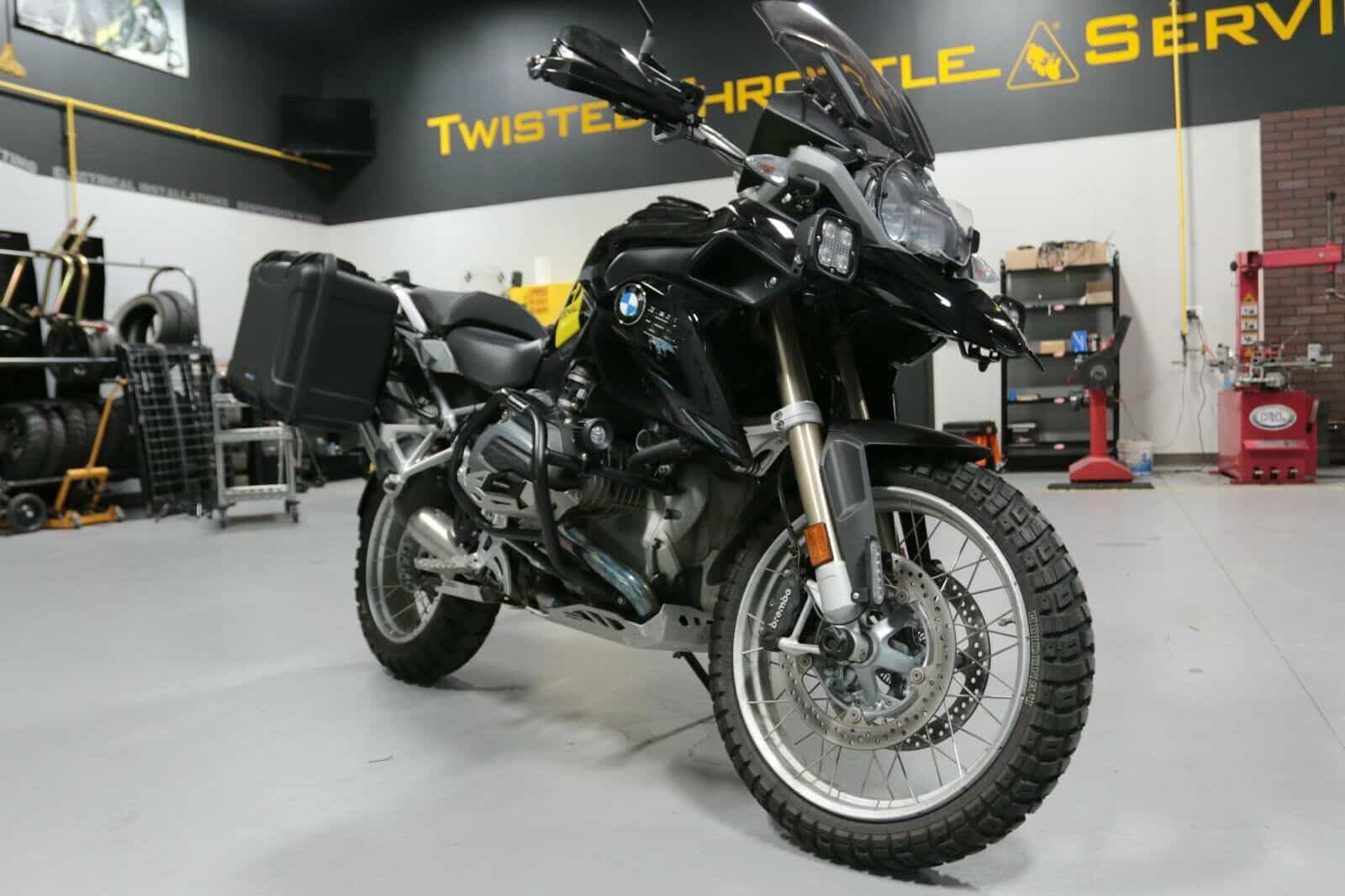 Project Bike: 2013 BMW R1200GS - Twisted Throttle